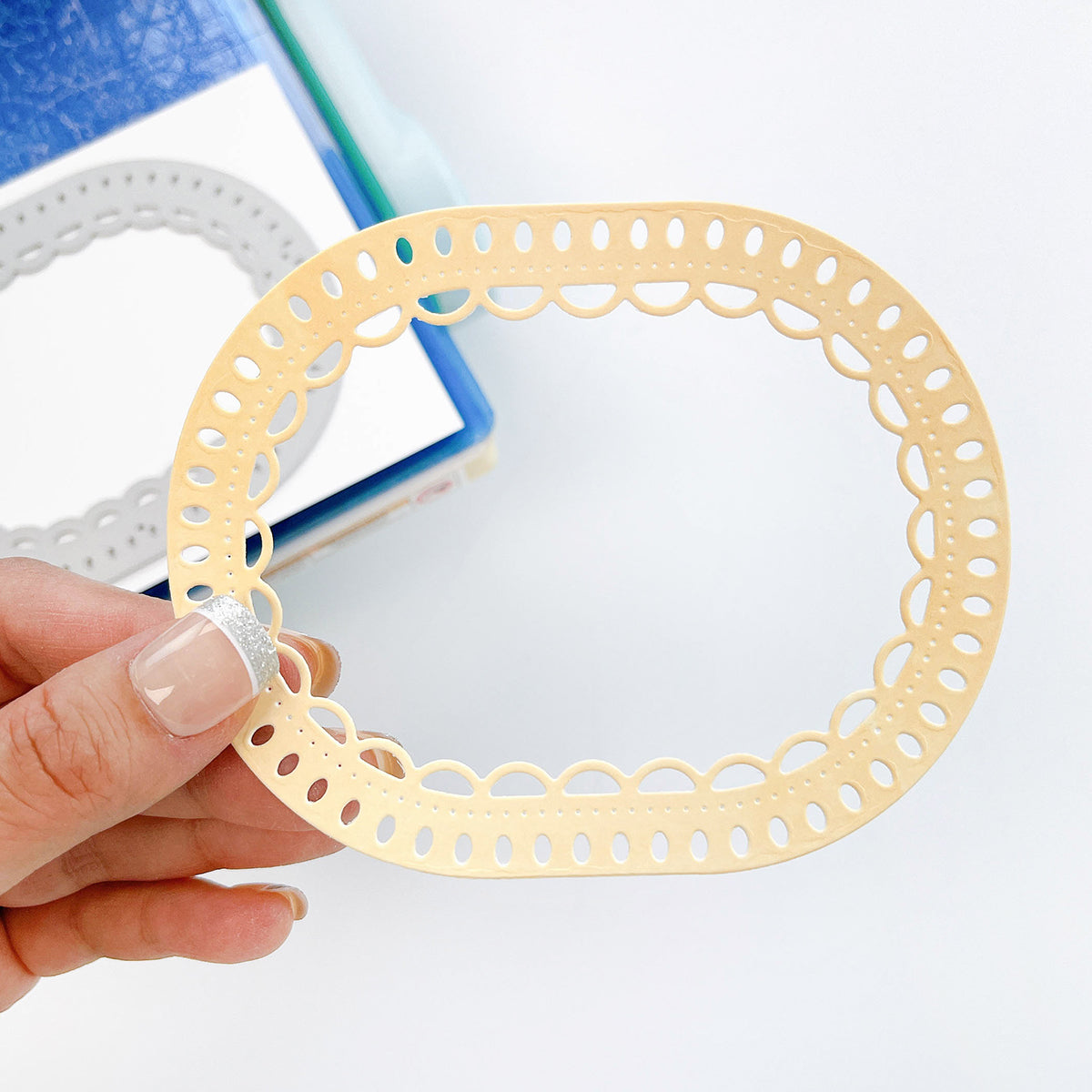 Fancy Loop Die – Catherine Pooler Designs